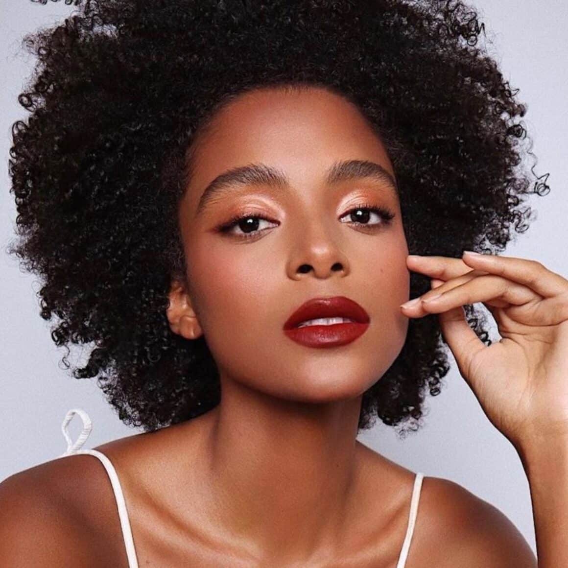 Best Very Easy Makeup Tutorials for Beginners on YouTube