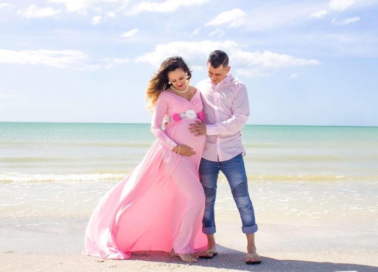 35 Maternity Beach Photoshoot Ideas and Dresses You'll Love!